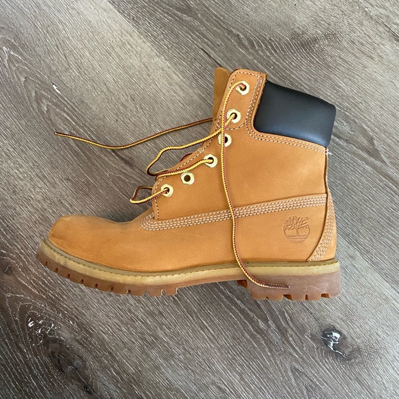 Timberland | Shoes | Classy Timberland | Poshmark